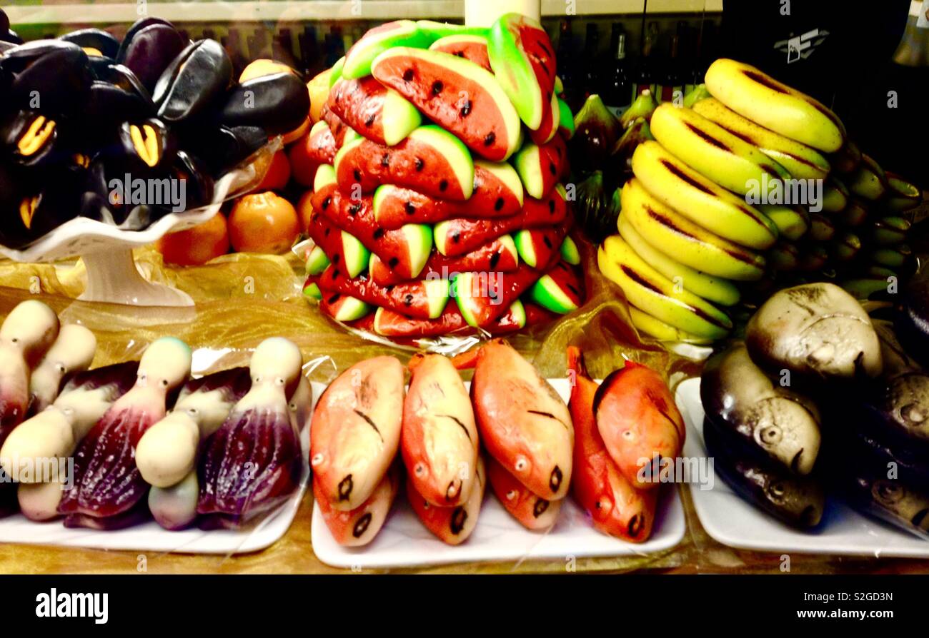 Italian marzipan hi-res stock photography and images - Alamy