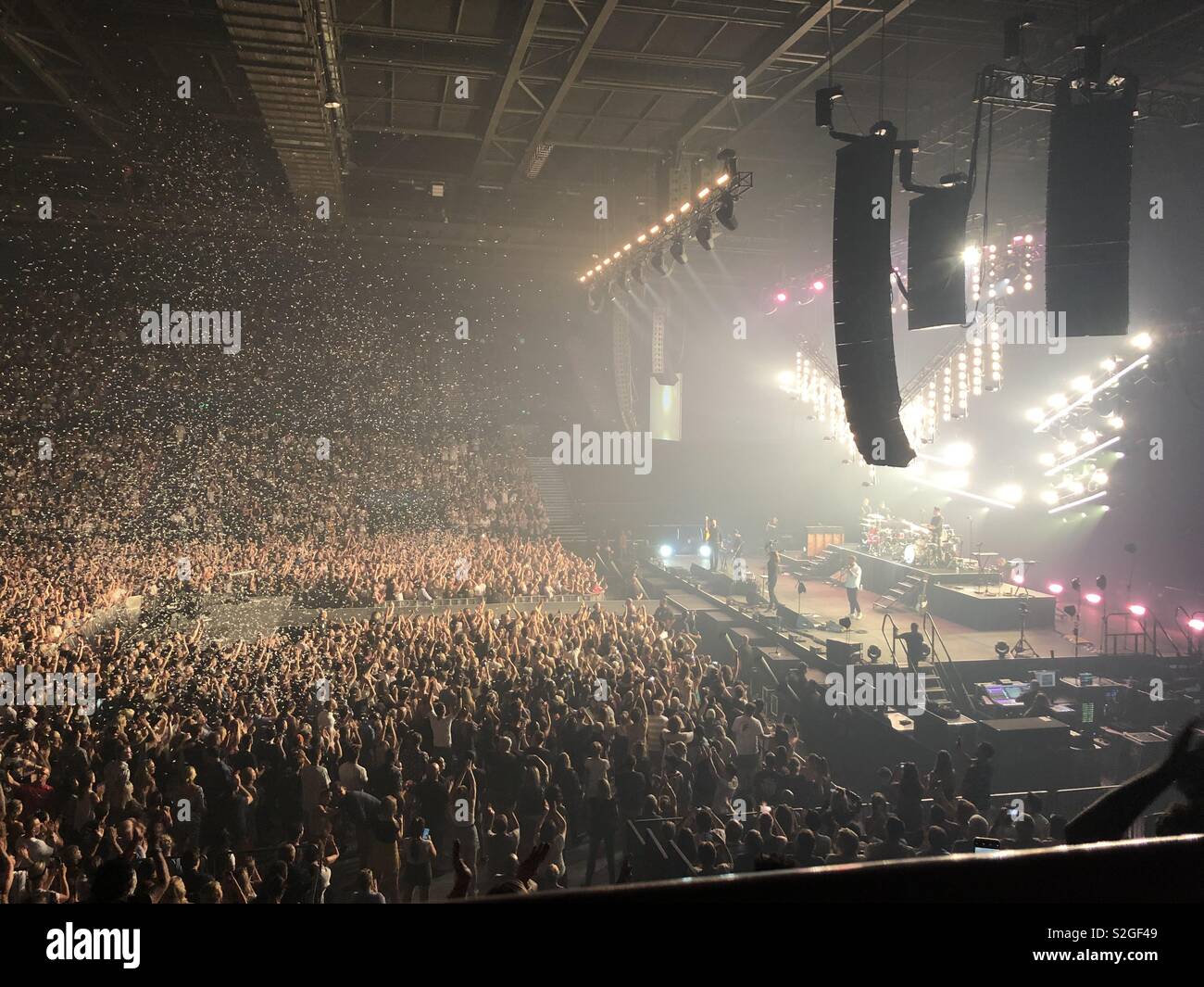 Concert speakers hi-res stock photography and images - Alamy