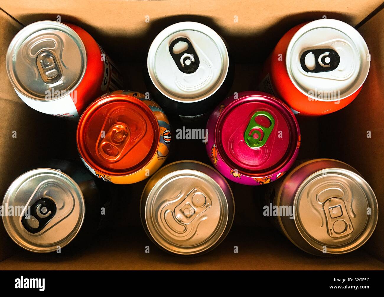 Beer tins hi-res stock photography and images - Alamy