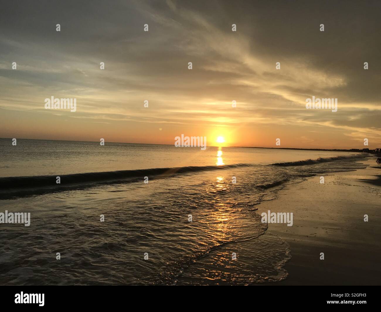 Mexico beach sunset hi-res stock photography and images - Alamy