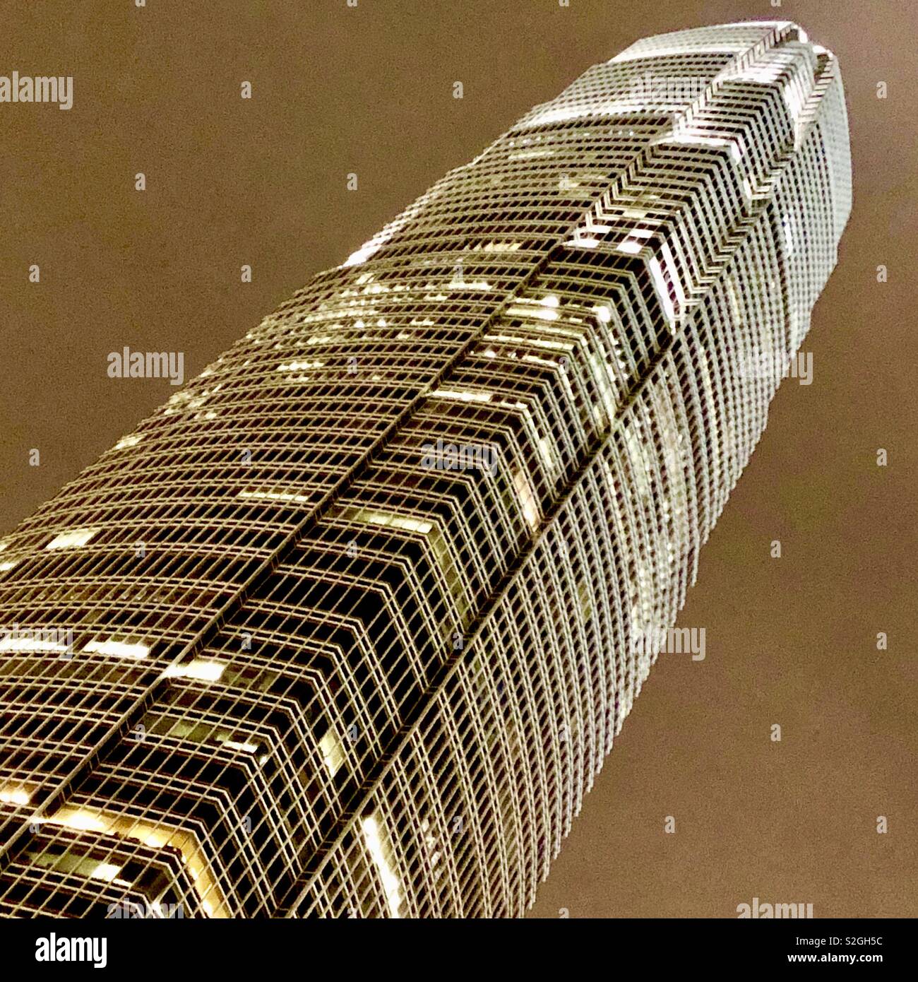 IFC Tower at night Hong Kong Stock Photo - Alamy