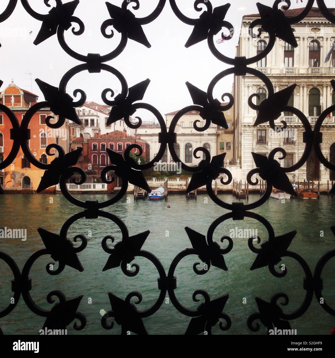 Window view of grand canal hi-res stock photography and images - Alamy