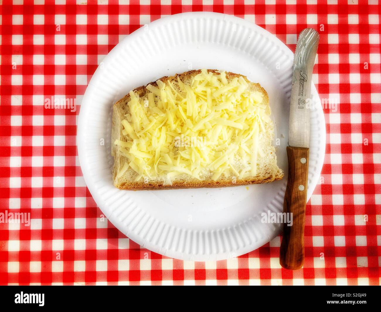 Grated cheese sandwich hi-res stock photography and images - Alamy