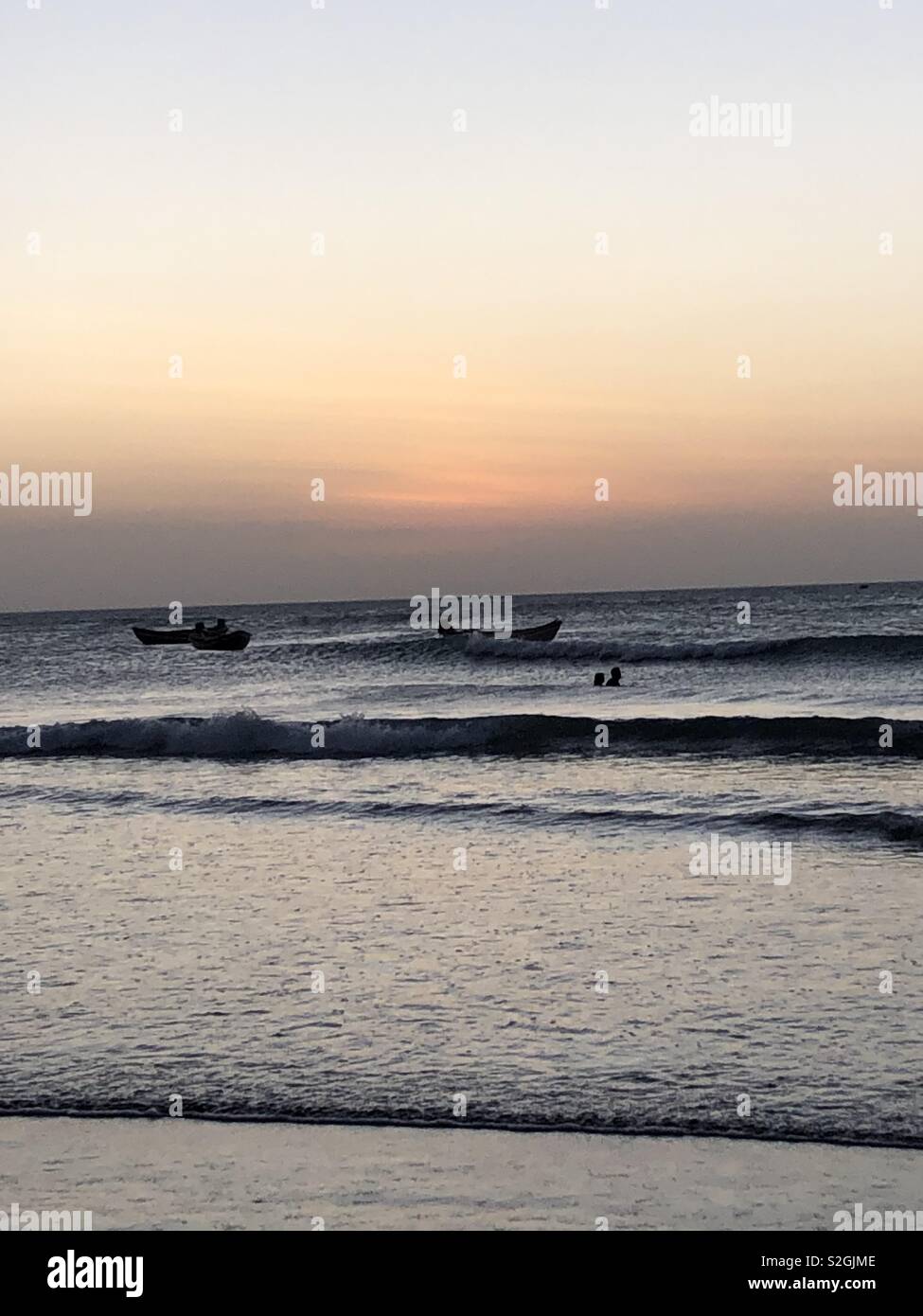 Barco mar hi-res stock photography and images - Alamy