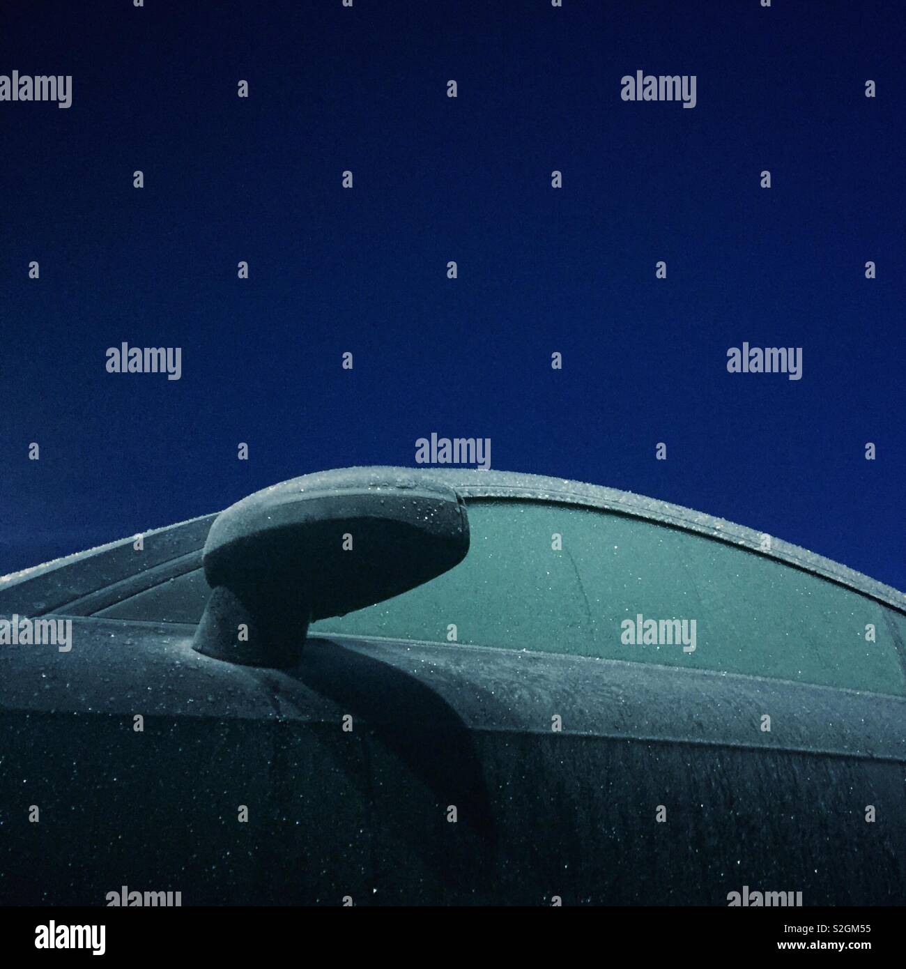Frosted car window hi-res stock photography and images - Alamy