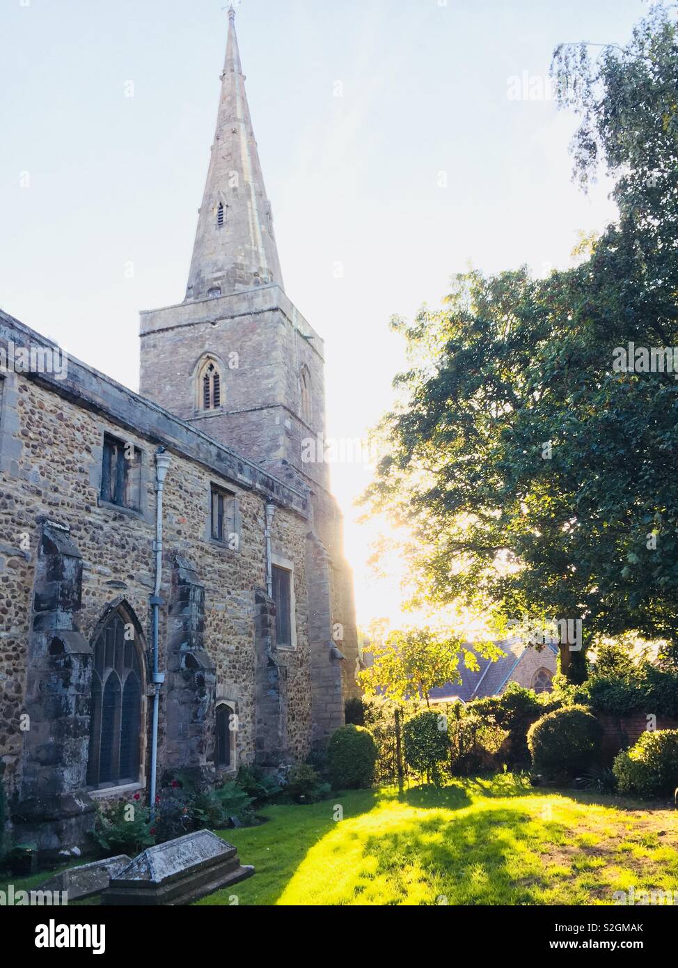 Country parish church hi-res stock photography and images - Alamy