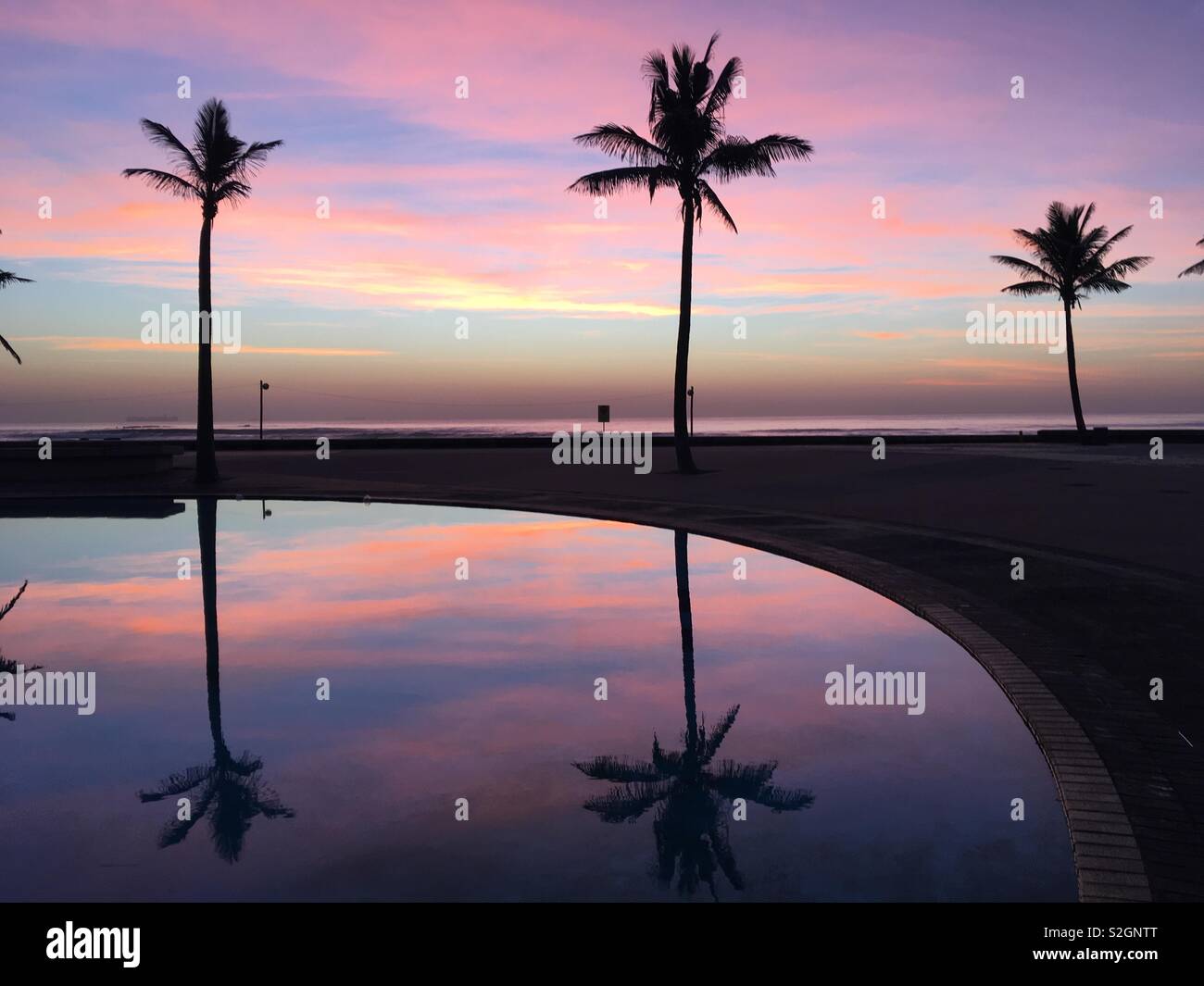 Durban beachfront hi-res stock photography and images - Alamy