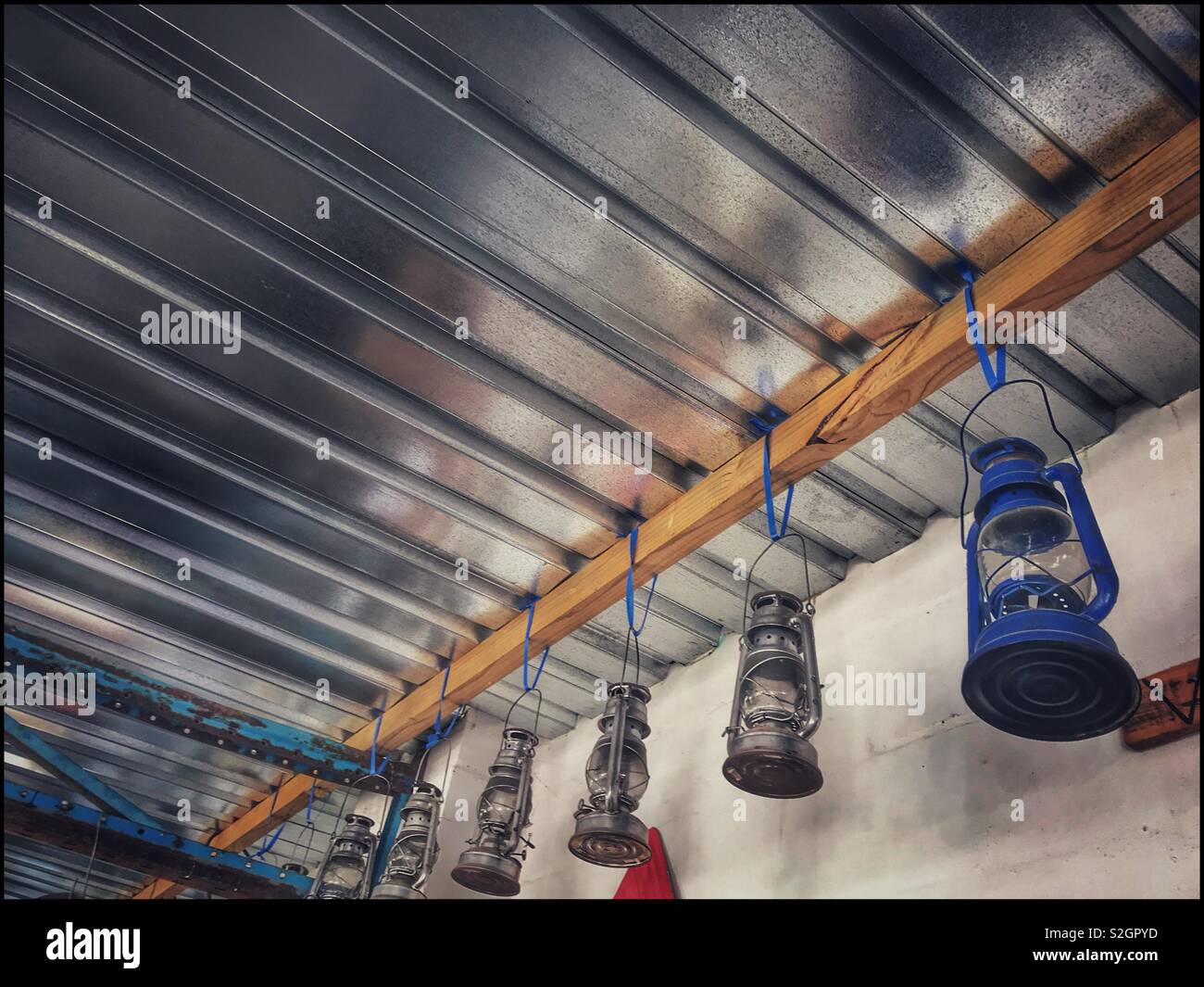 Toeka hi-res stock photography and images - Alamy