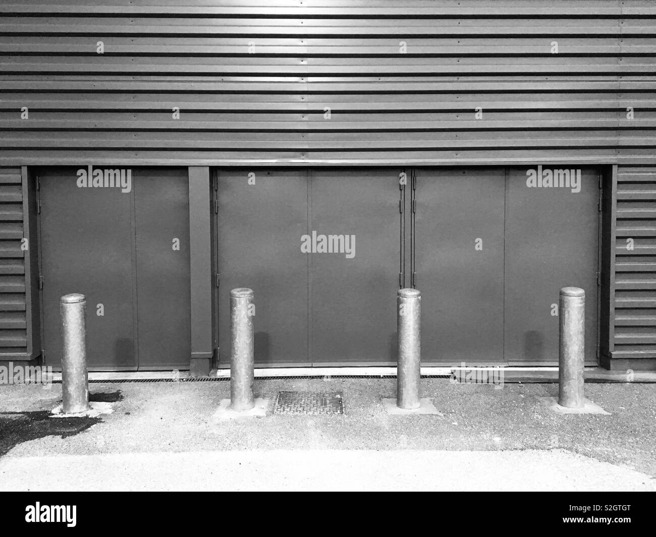 Barrier and gates hi-res stock photography and images - Alamy