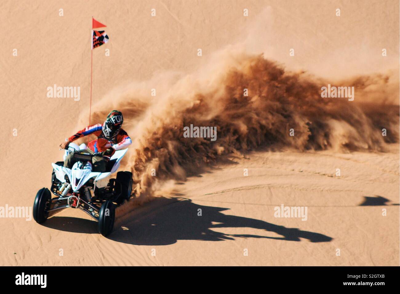 Glamis Desert Cali Stock Photo - Alamy