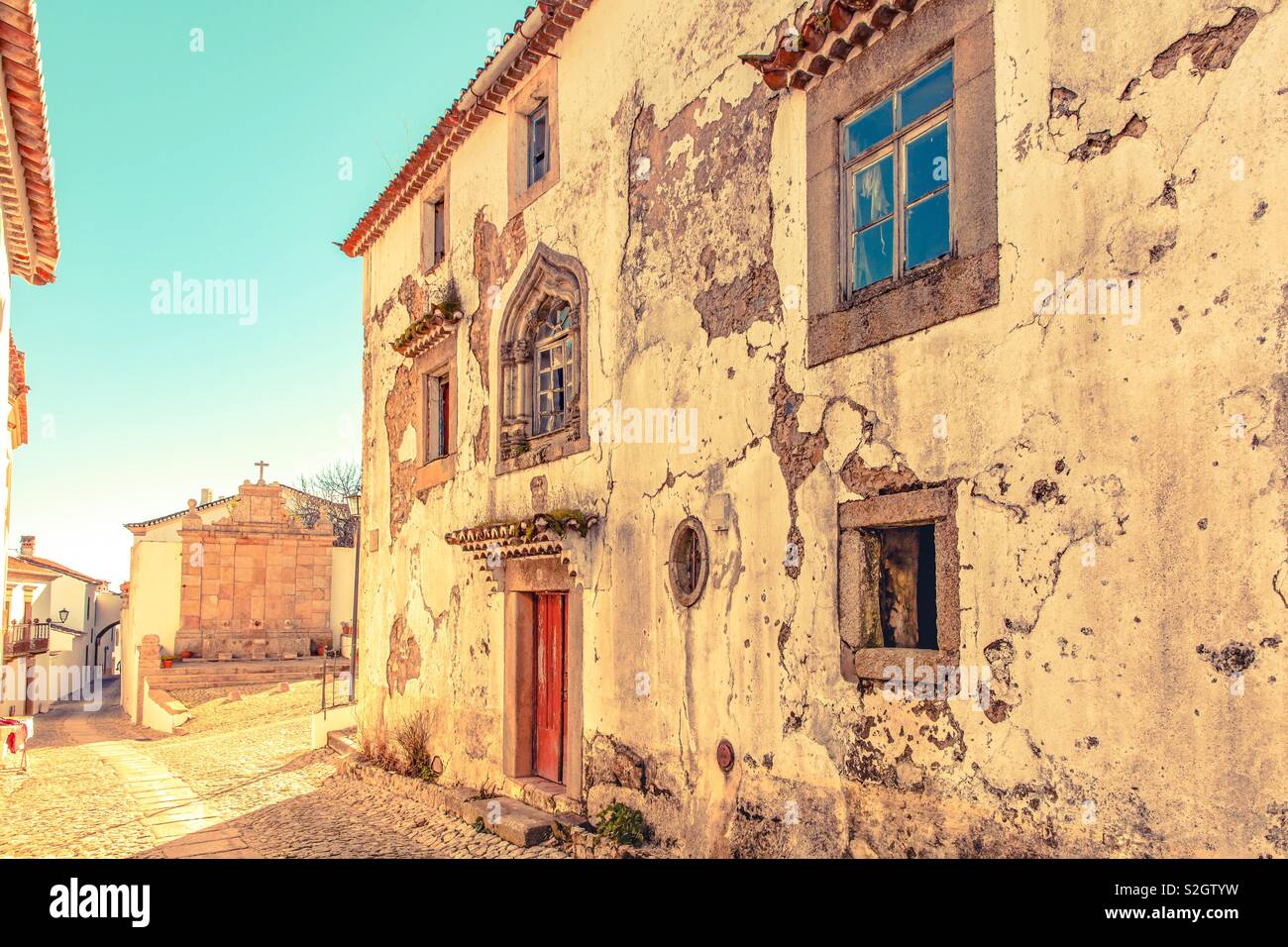 Colonial portuguese architecture hi-res stock photography and images ...