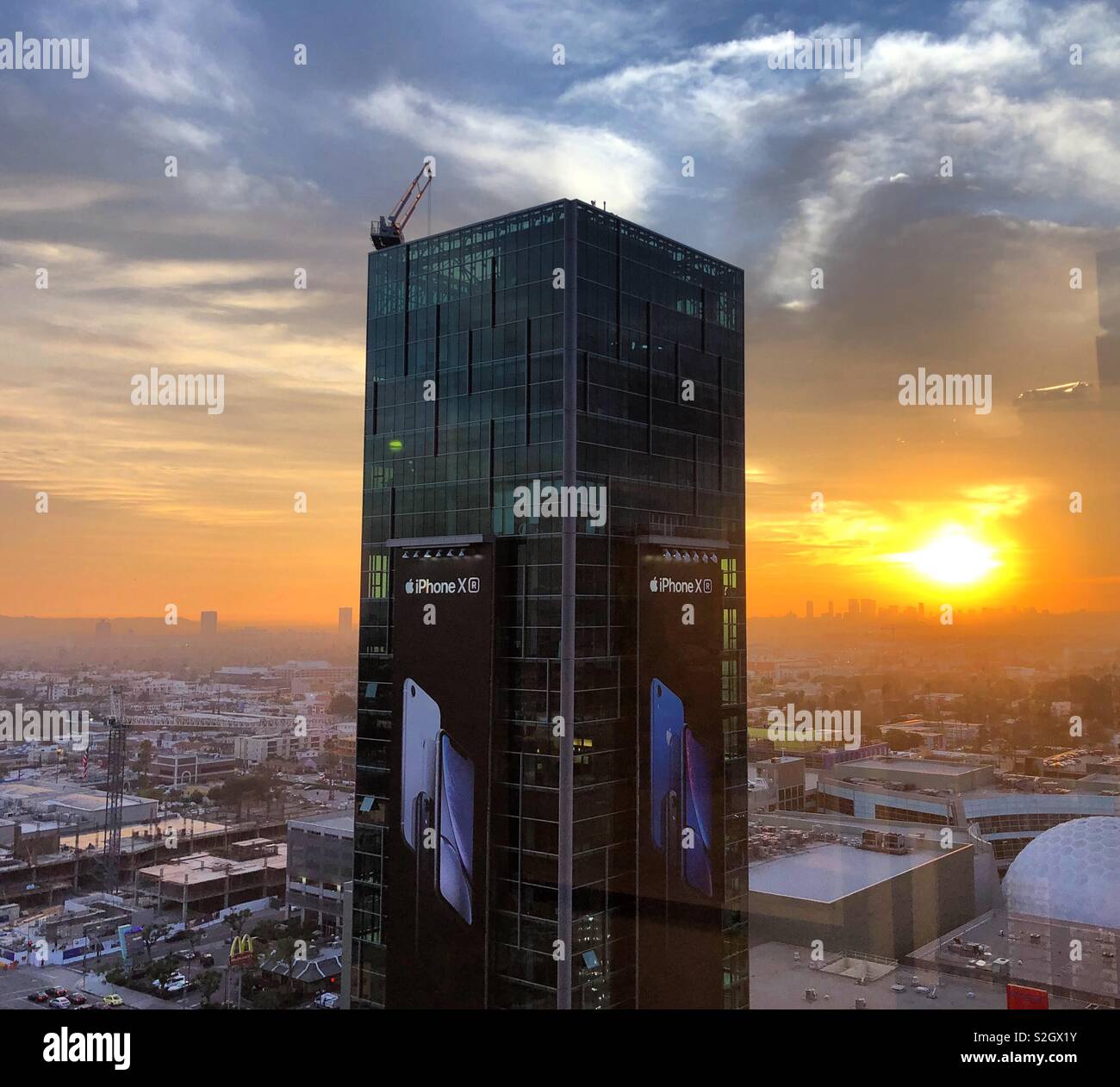 Tall stands hi-res stock photography and images - Alamy
