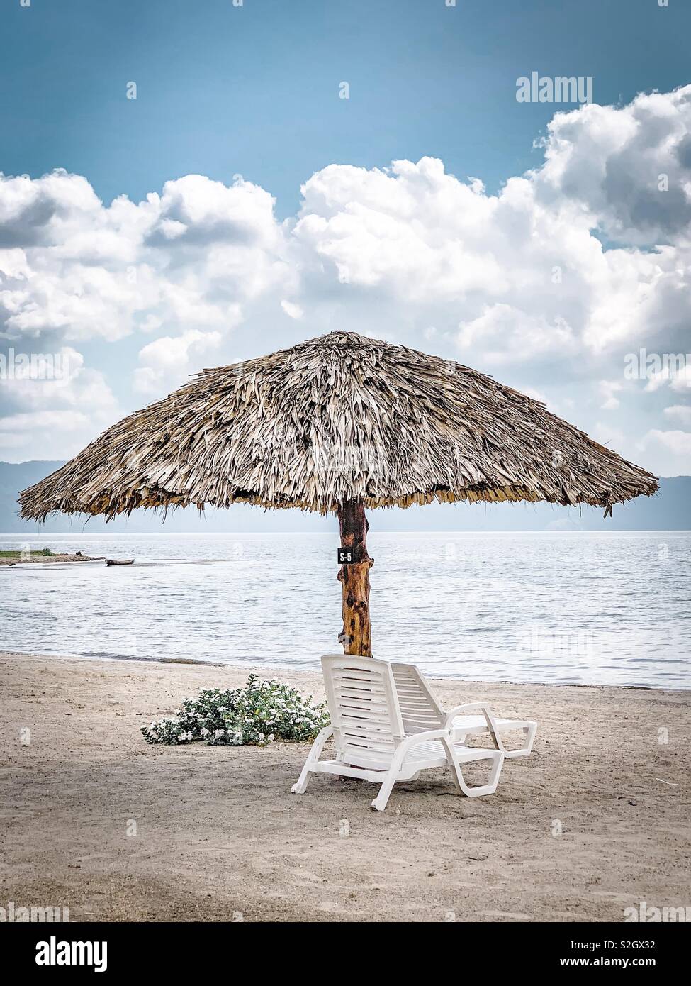 Lake ilopango hi-res stock photography and images - Alamy