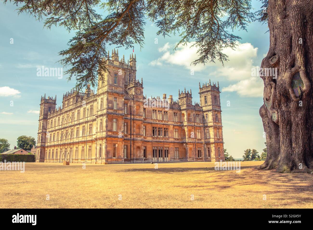Highclere Castle Stock Photos & Highclere Castle Stock Images - Alamy