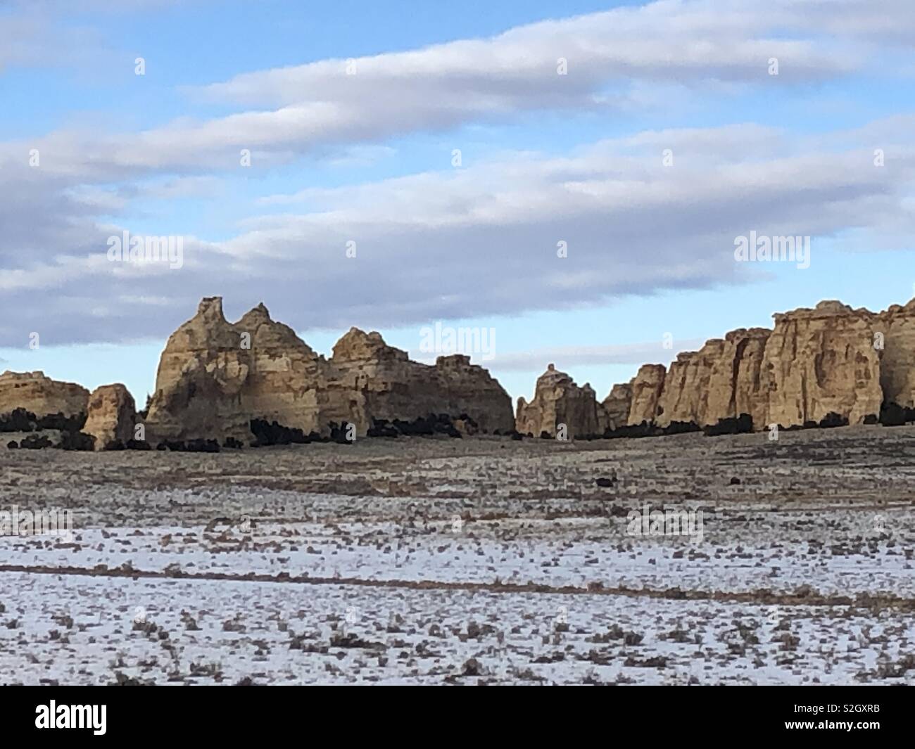Desert mud hi-res stock photography and images - Alamy