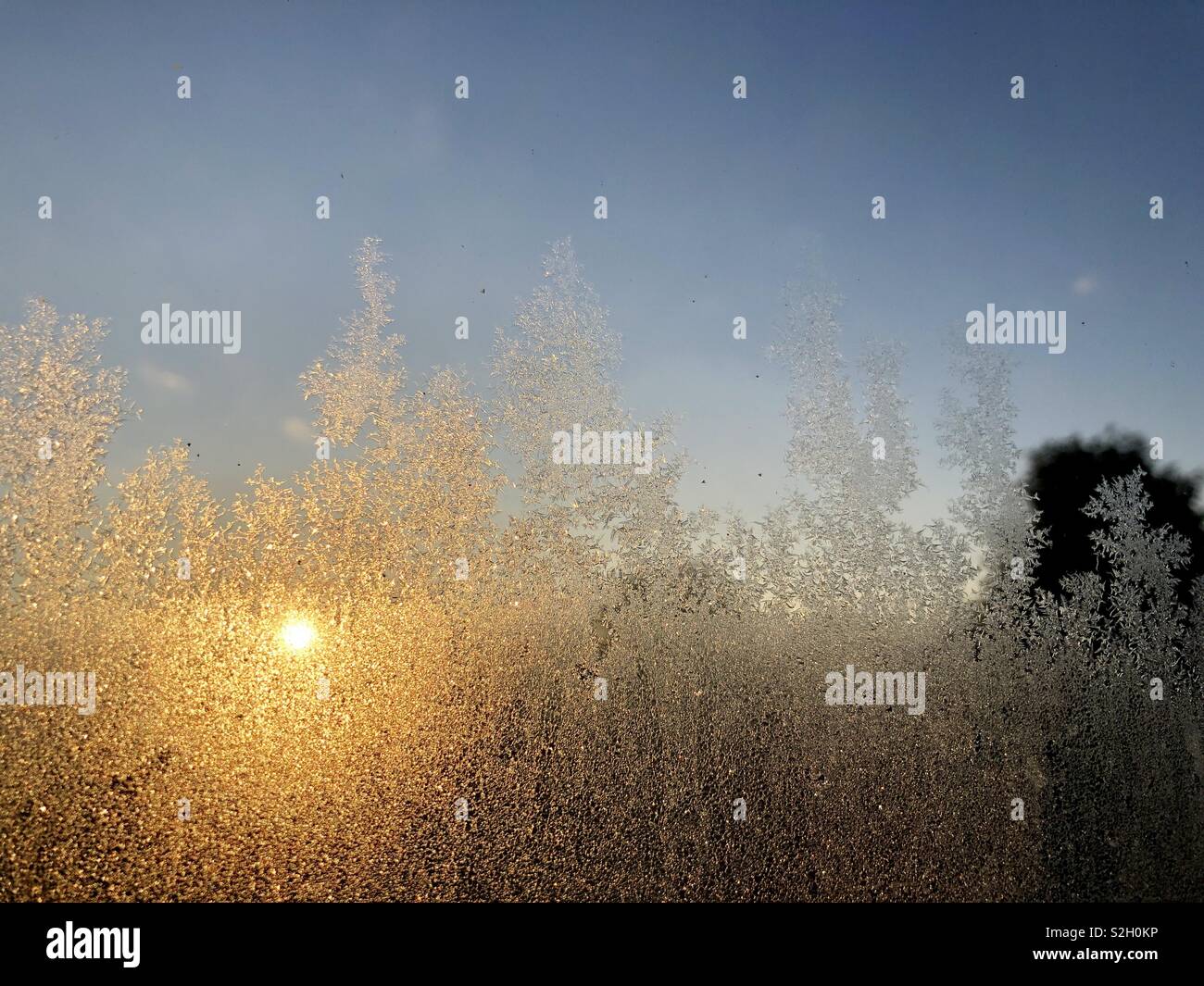Sunrise through window hi-res stock photography and images - Alamy