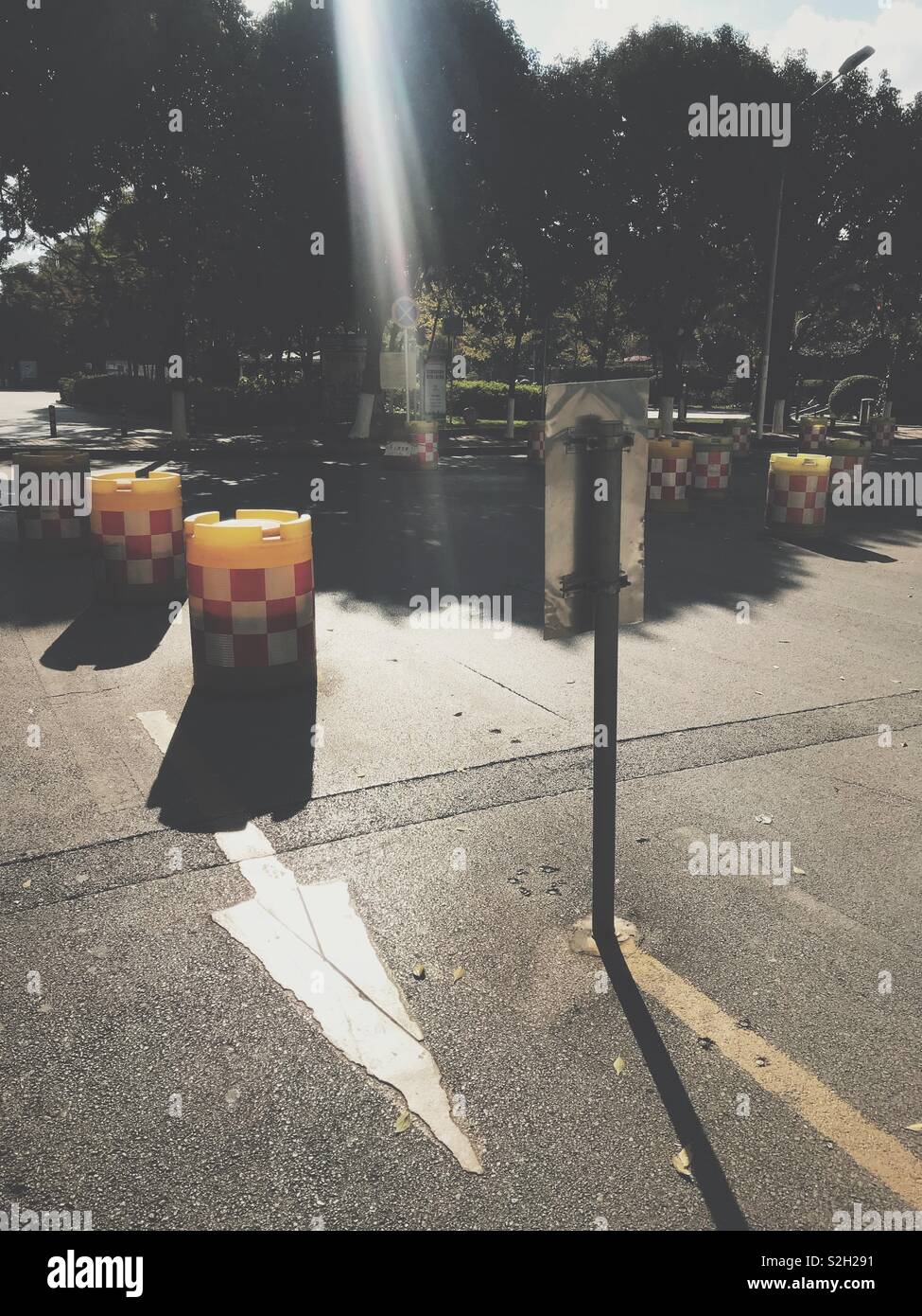 Street light fence hi-res stock photography and images - Alamy