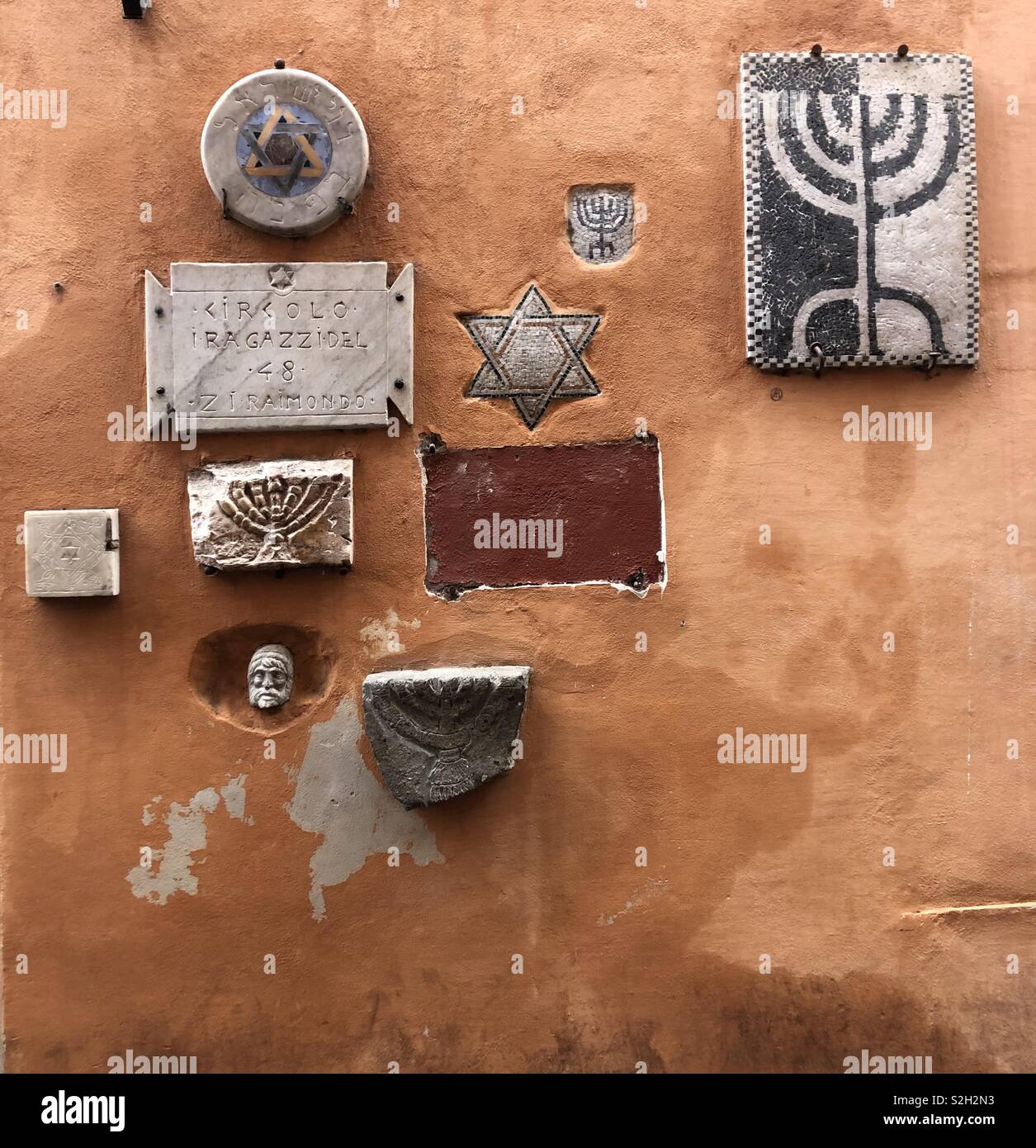 Wall symbols hi-res stock photography and images - Alamy