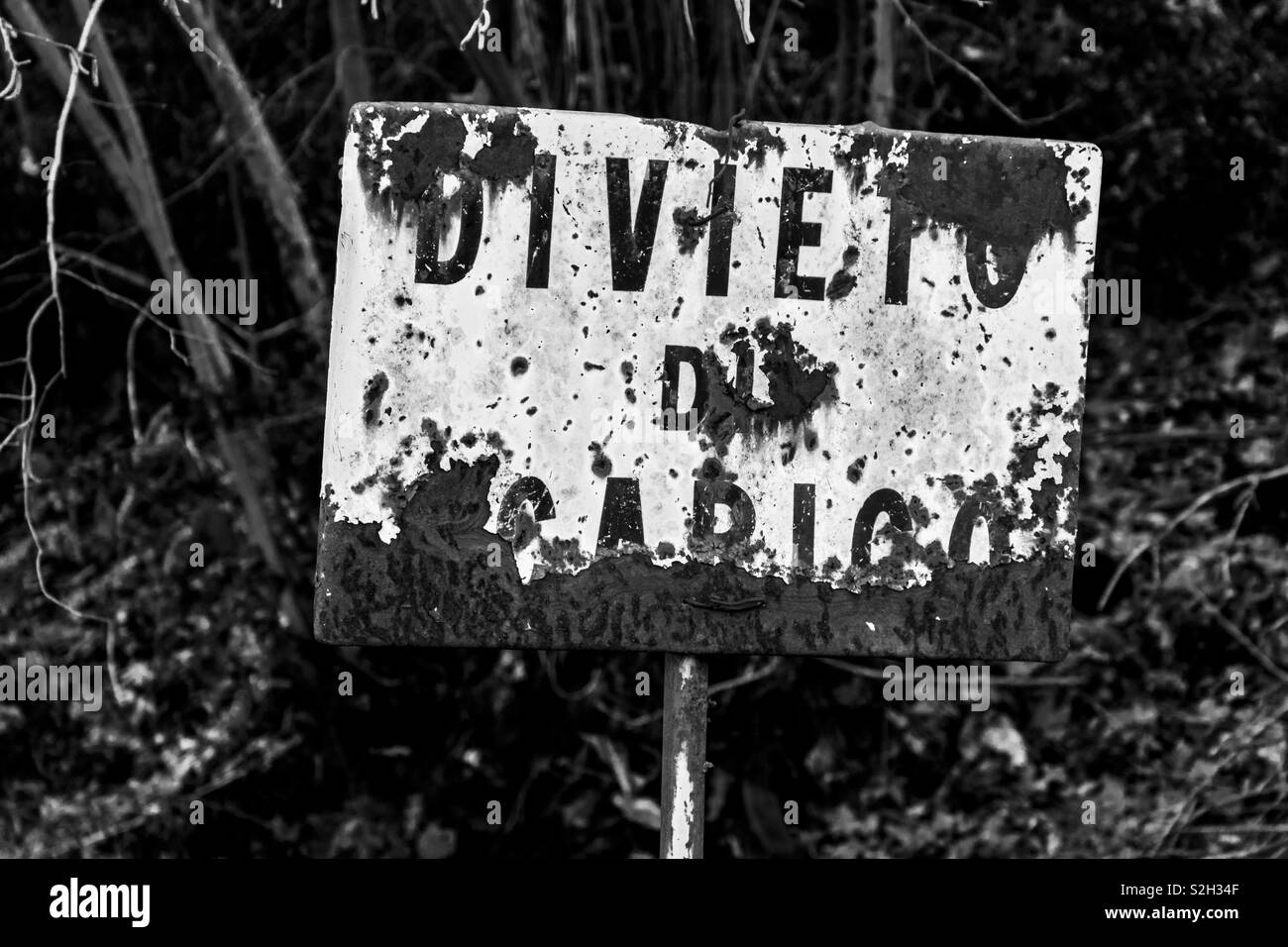 Rotten sign Black and White Stock Photos & Images - Alamy