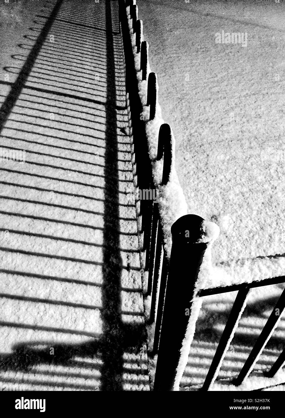 Strong directional shadows hi-res stock photography and images - Alamy