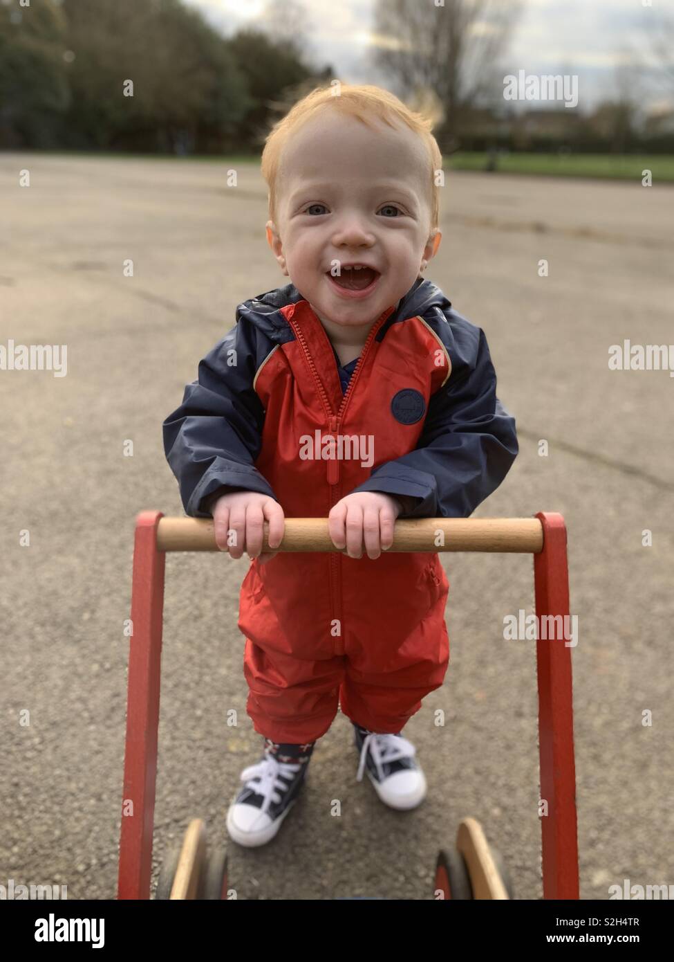 Walker park hi-res stock photography and images - Alamy