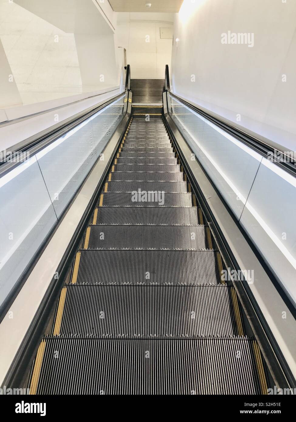 Escalators moving stairs hi-res stock photography and images - Alamy