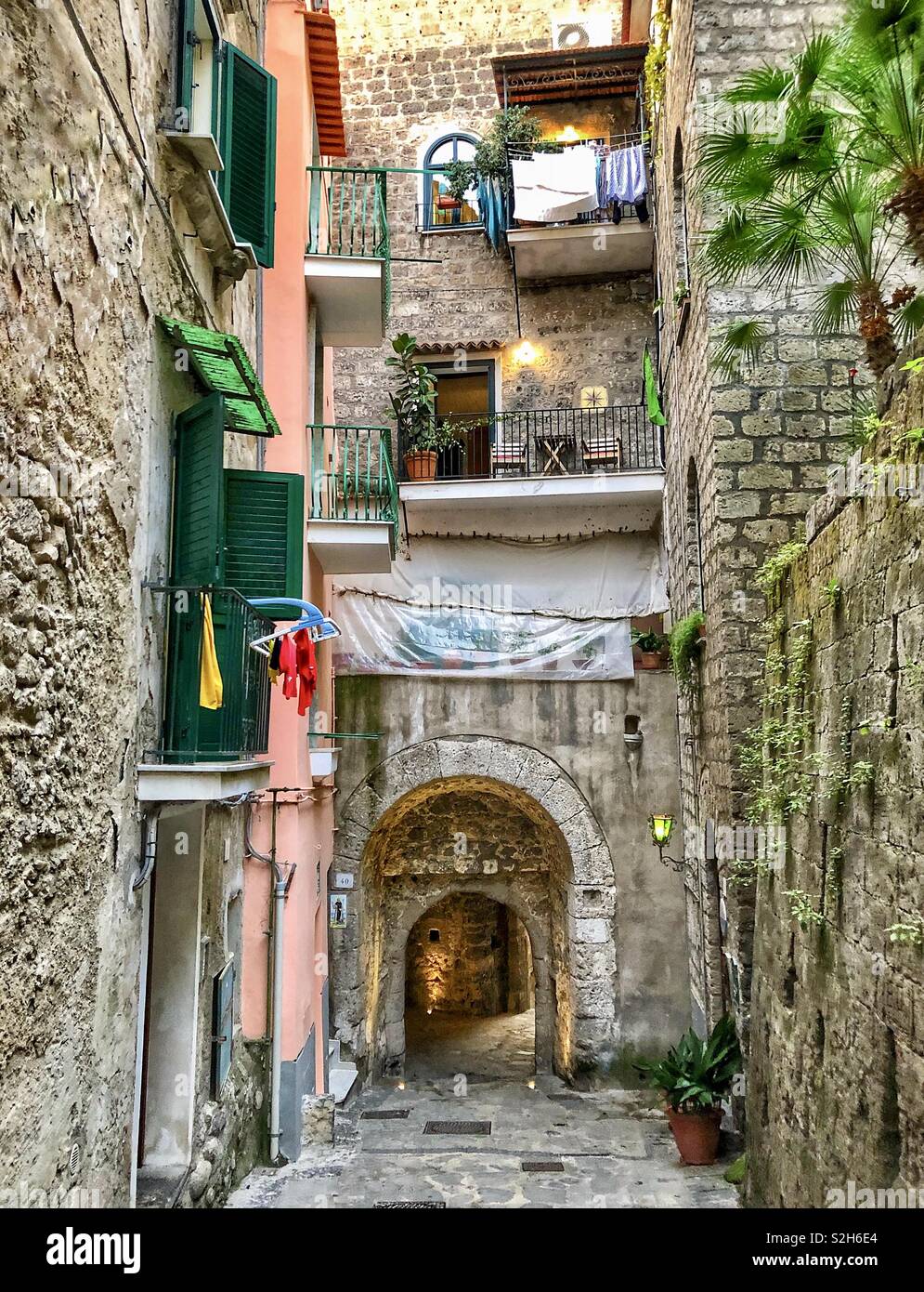 Sorrento balcony hi-res stock photography and images - Alamy