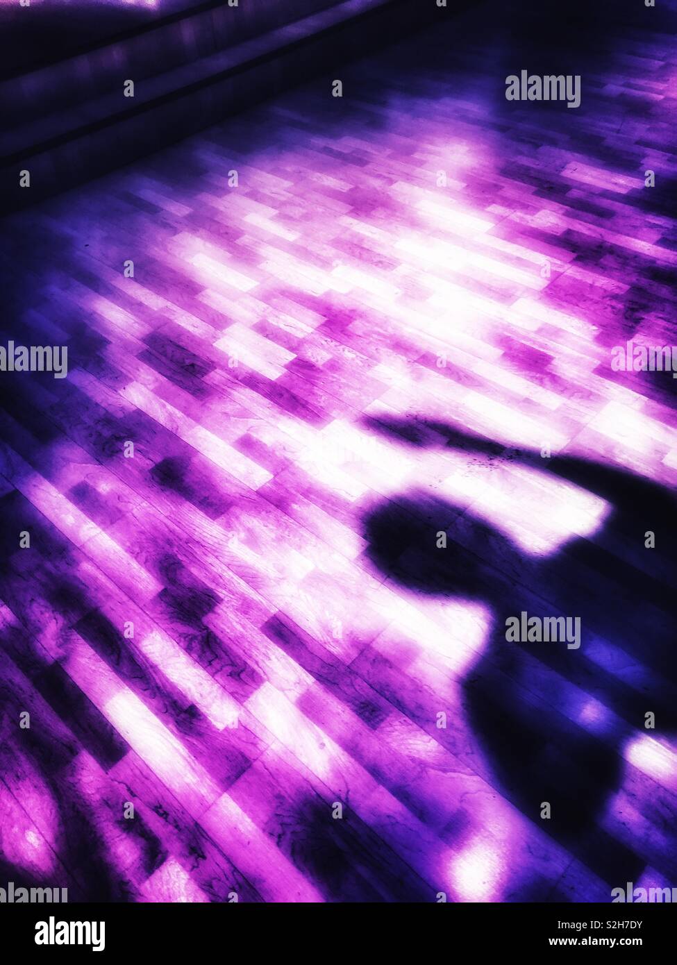 Dance floor hi-res stock photography and images - Alamy