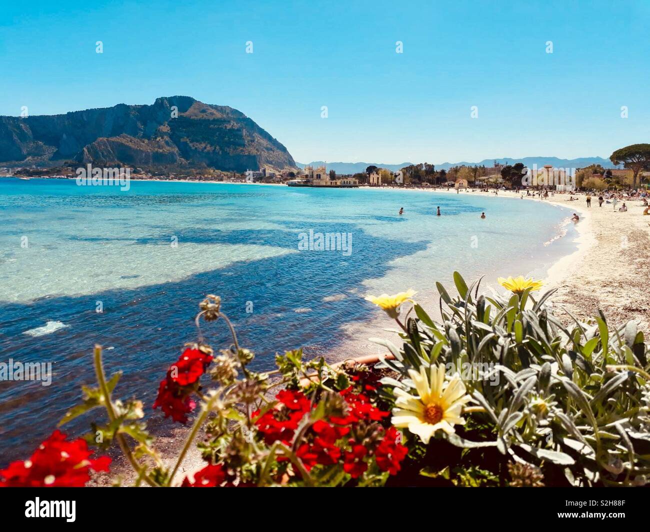 Mondello Beach, Palermo, Sicily, Italy Stock Photo - Alamy