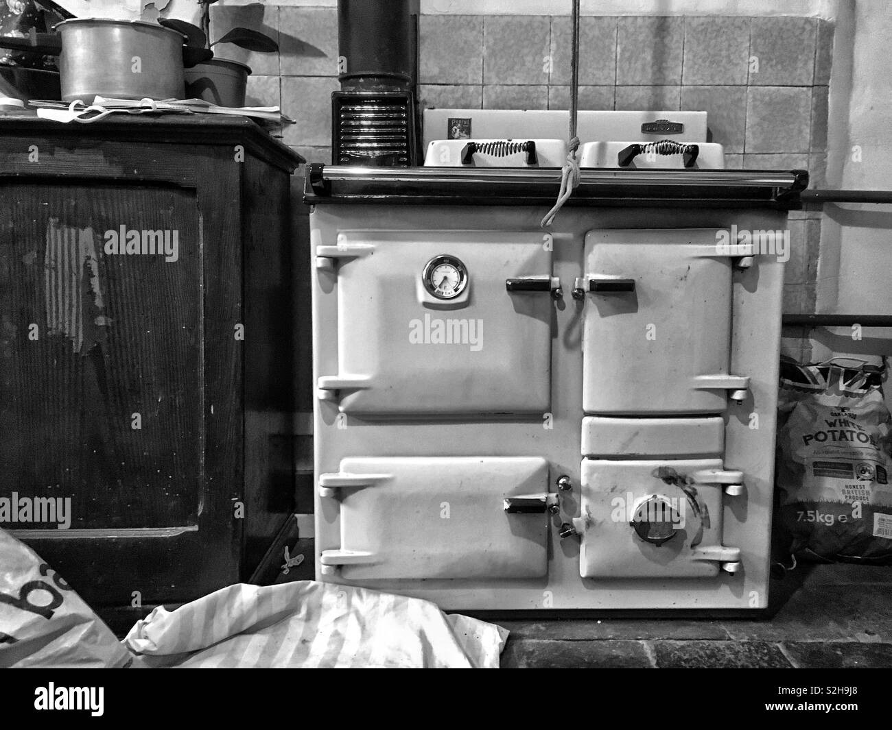 Coal range hi-res stock photography and images - Alamy