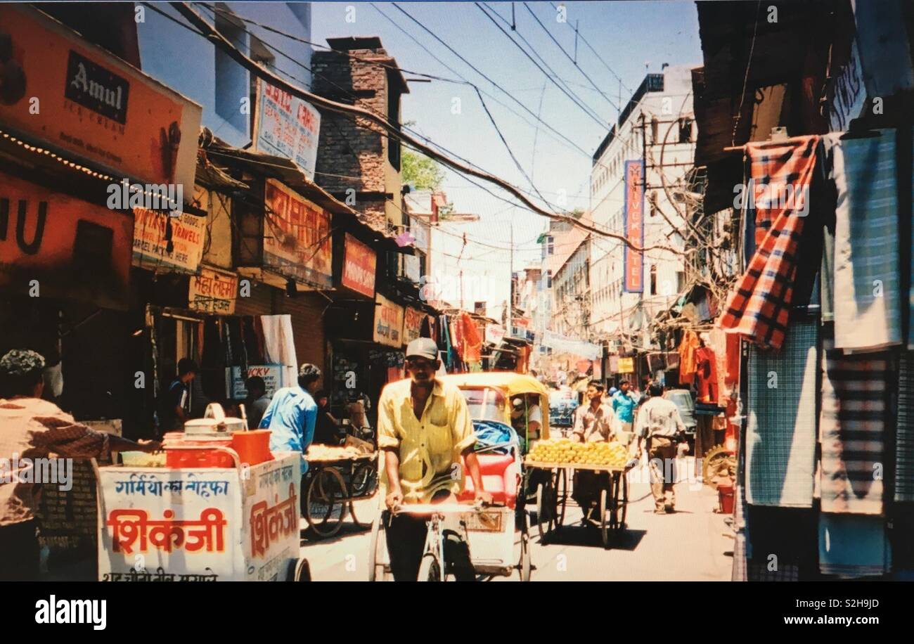 New delhi street hi-res stock photography and images - Alamy