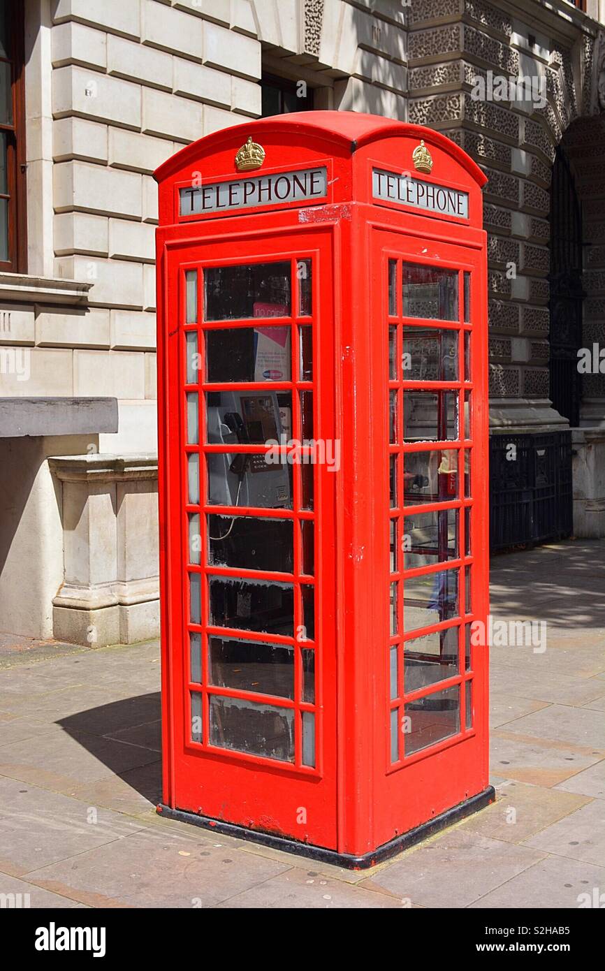 Red telephone booth Stock Photo - Alamy