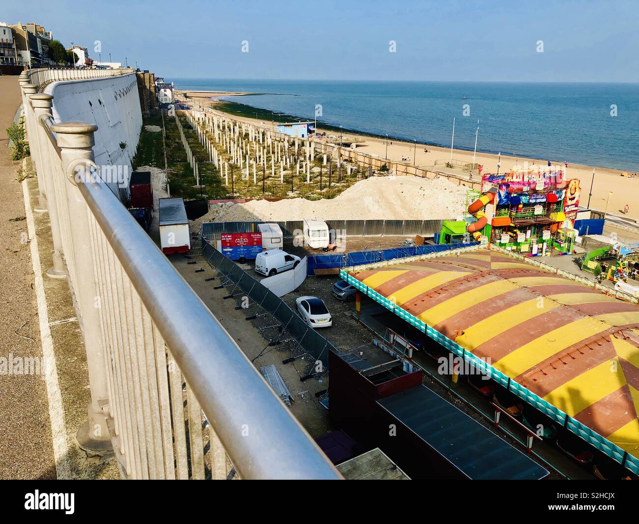 Ramsgate pier hi-res stock photography and images - Alamy