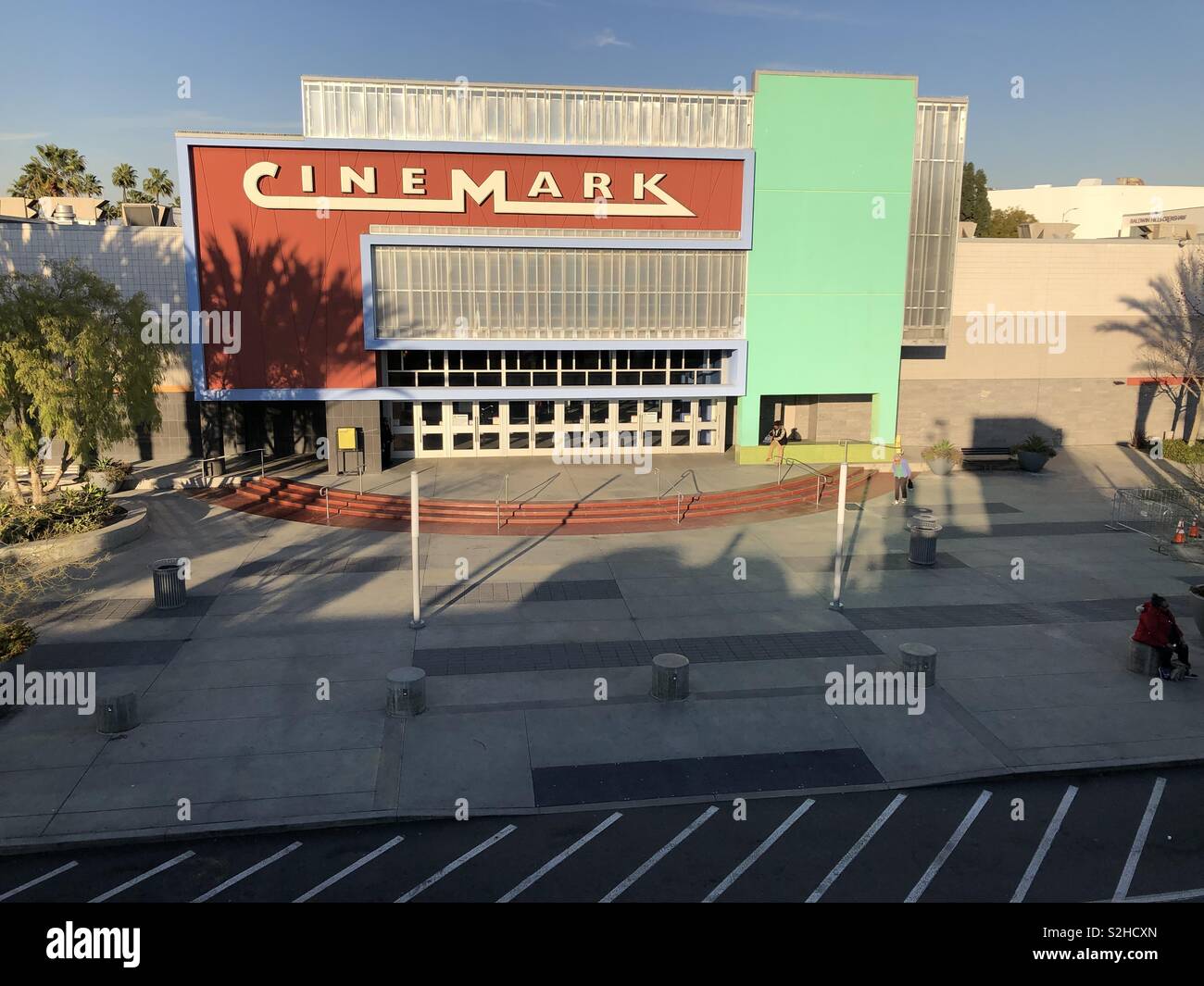 Cinemark hi-res stock photography and images - Alamy
