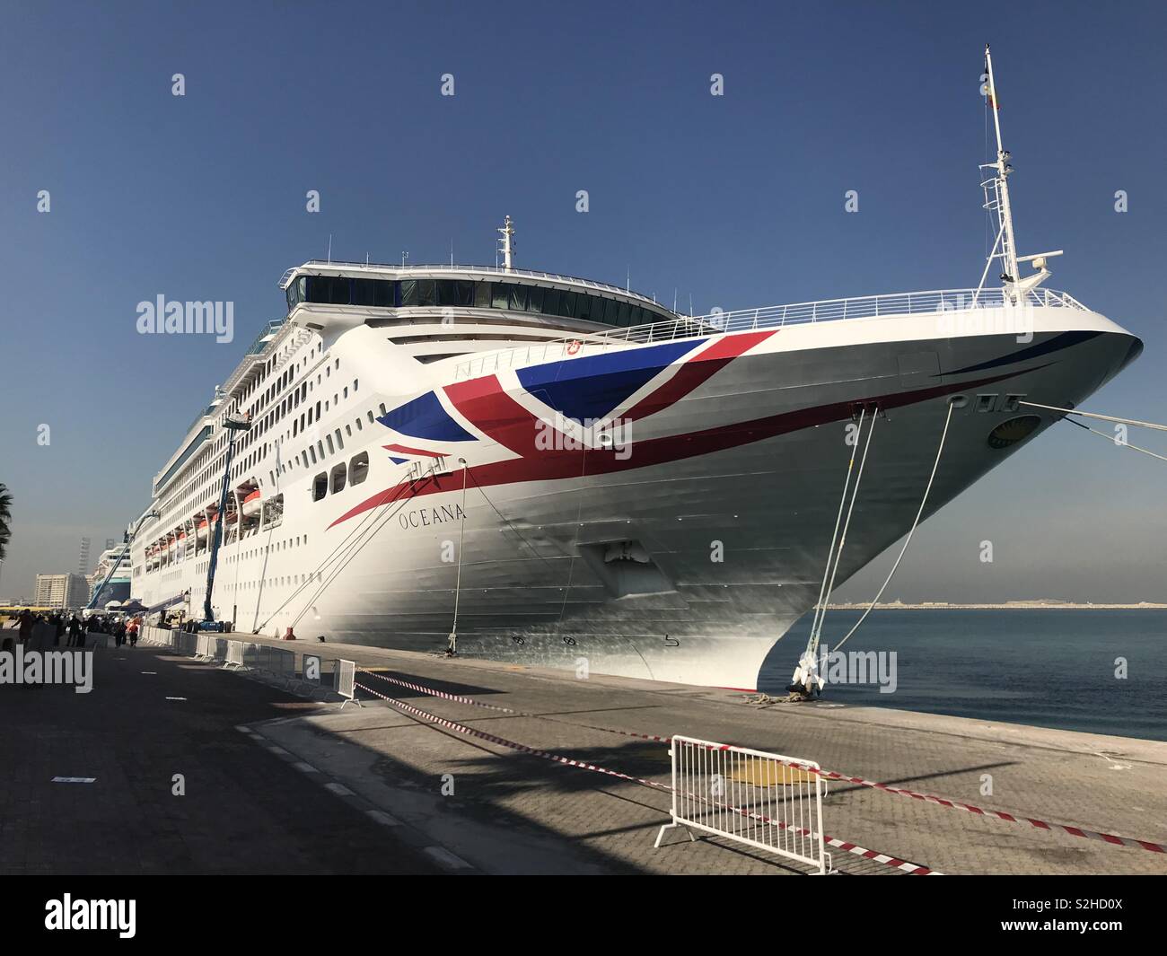 Dubai rashid port hi-res stock photography and images - Alamy