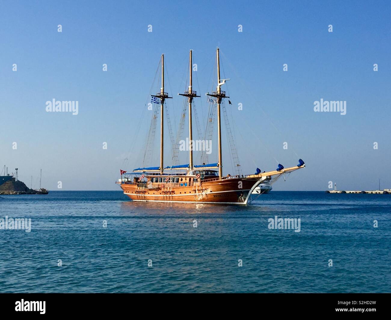 Traditional wooden sailing boat Stock Photo - Alamy
