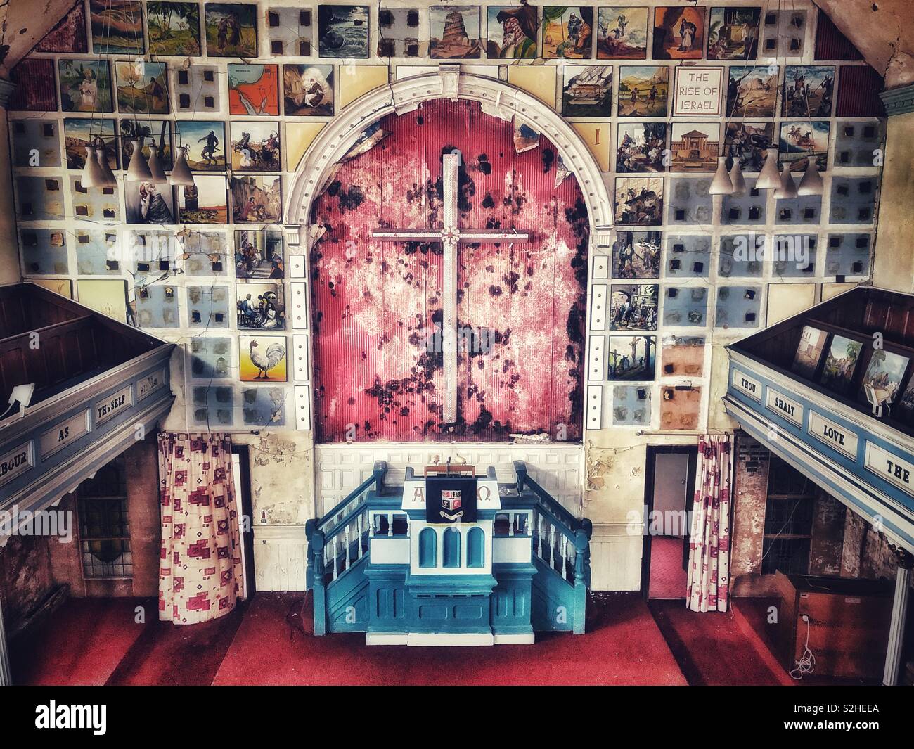 Run down church hi-res stock photography and images - Alamy