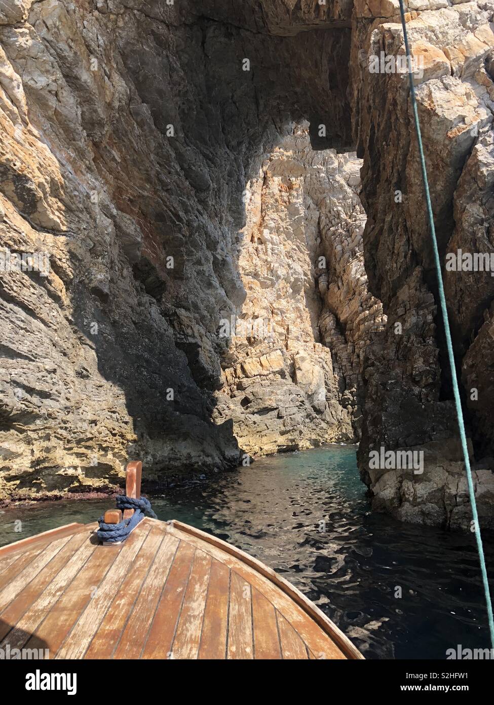 Grotto wall hi-res stock photography and images - Alamy