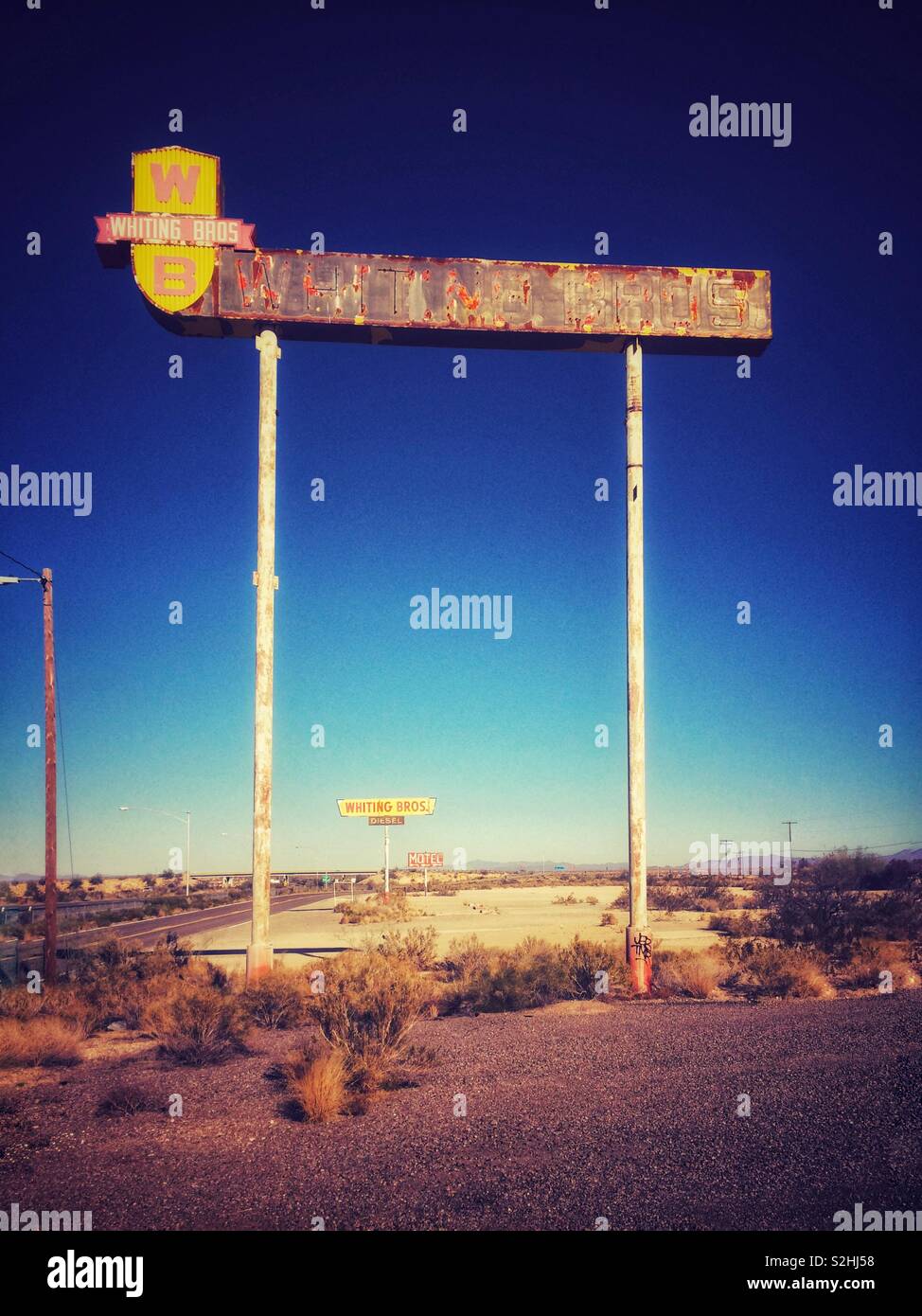 Wb sign hi-res stock photography and images - Alamy