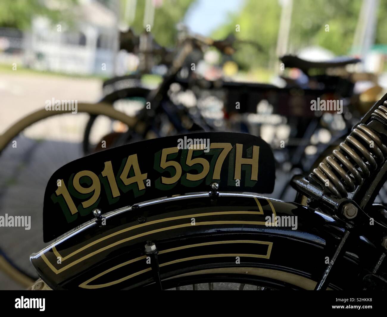 Motorcycle bicycle vintage hi-res stock photography and images - Alamy