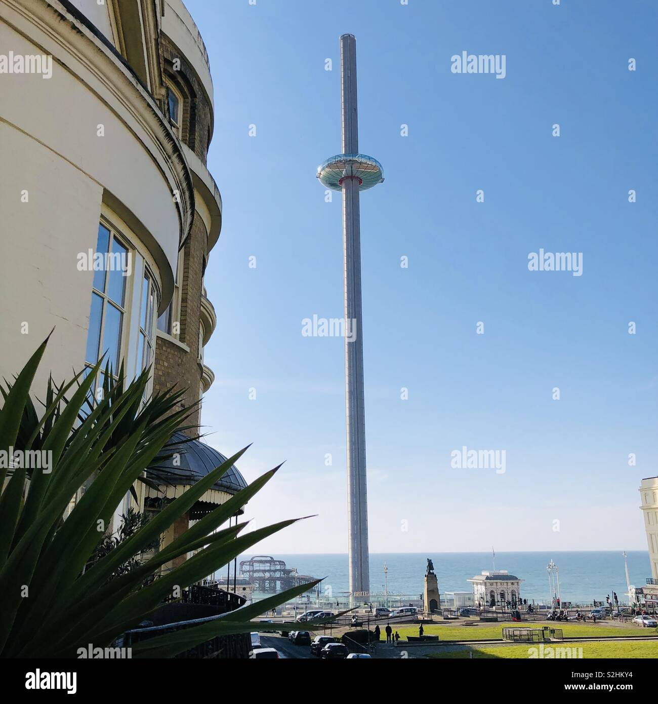 360i hi-res stock photography and images - Alamy