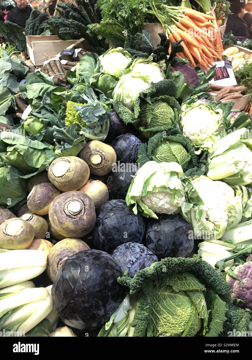 Vegetable market stall Stock Photo - Alamy