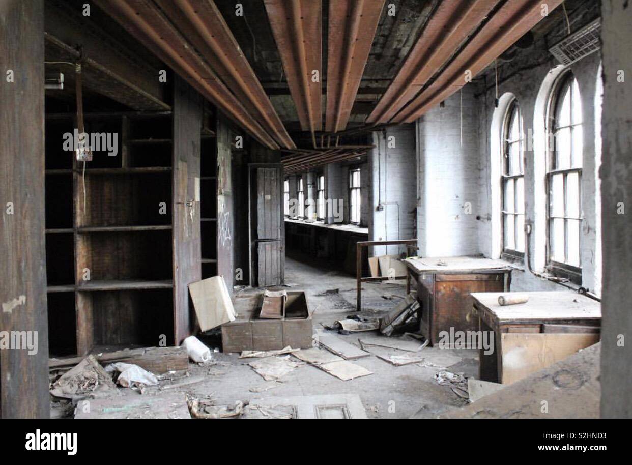 Urbex building hi-res stock photography and images - Alamy