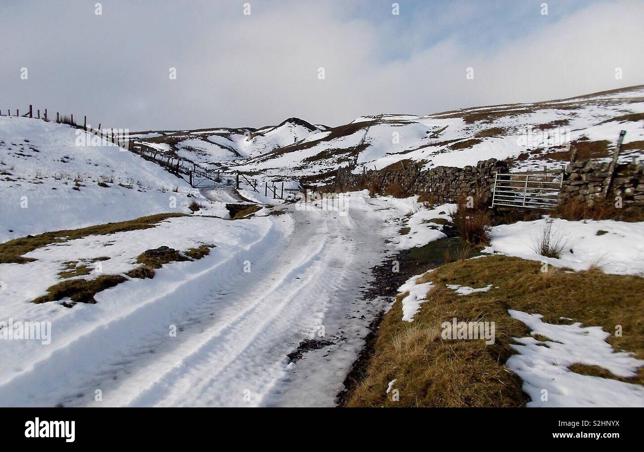 Snowscape hi-res stock photography and images - Alamy