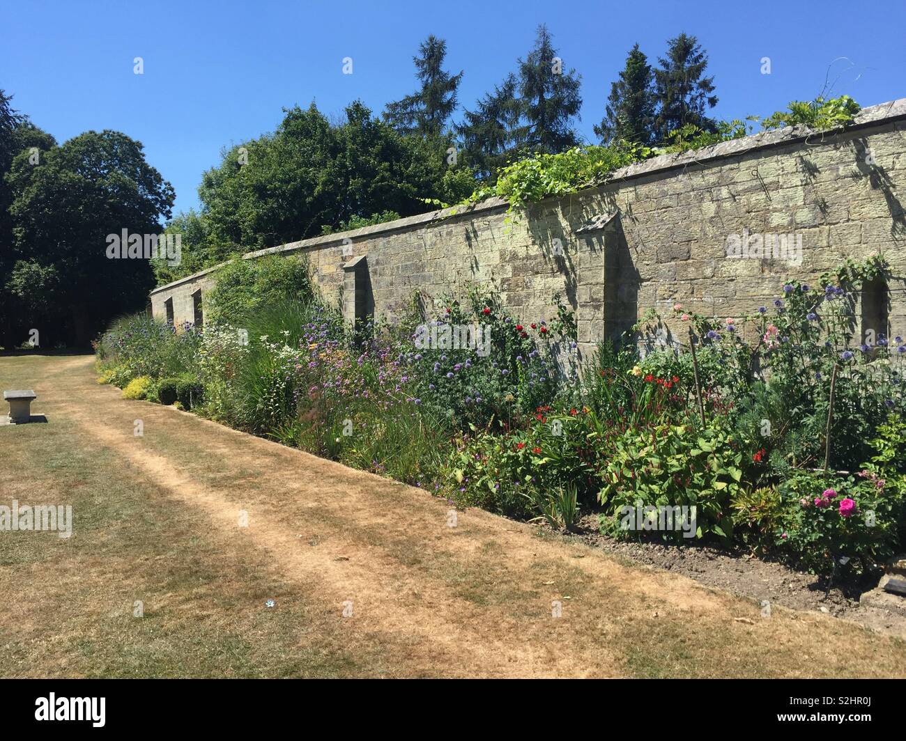 Chiddingstone castle hi-res stock photography and images - Alamy
