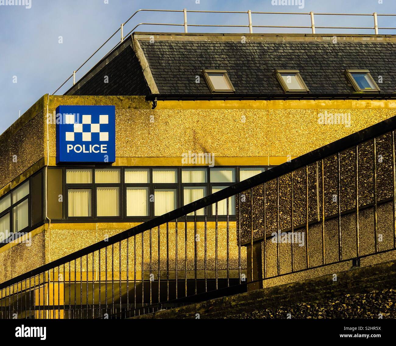 Police scotland logo hi-res stock photography and images - Alamy