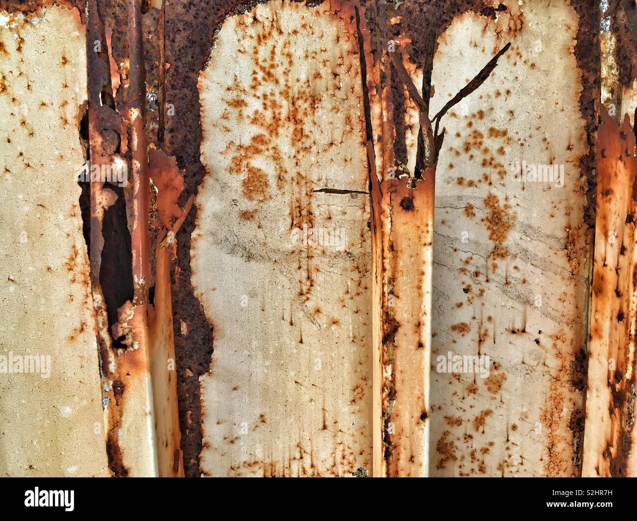 Metal decay smartphone stock photos and images - Alamy