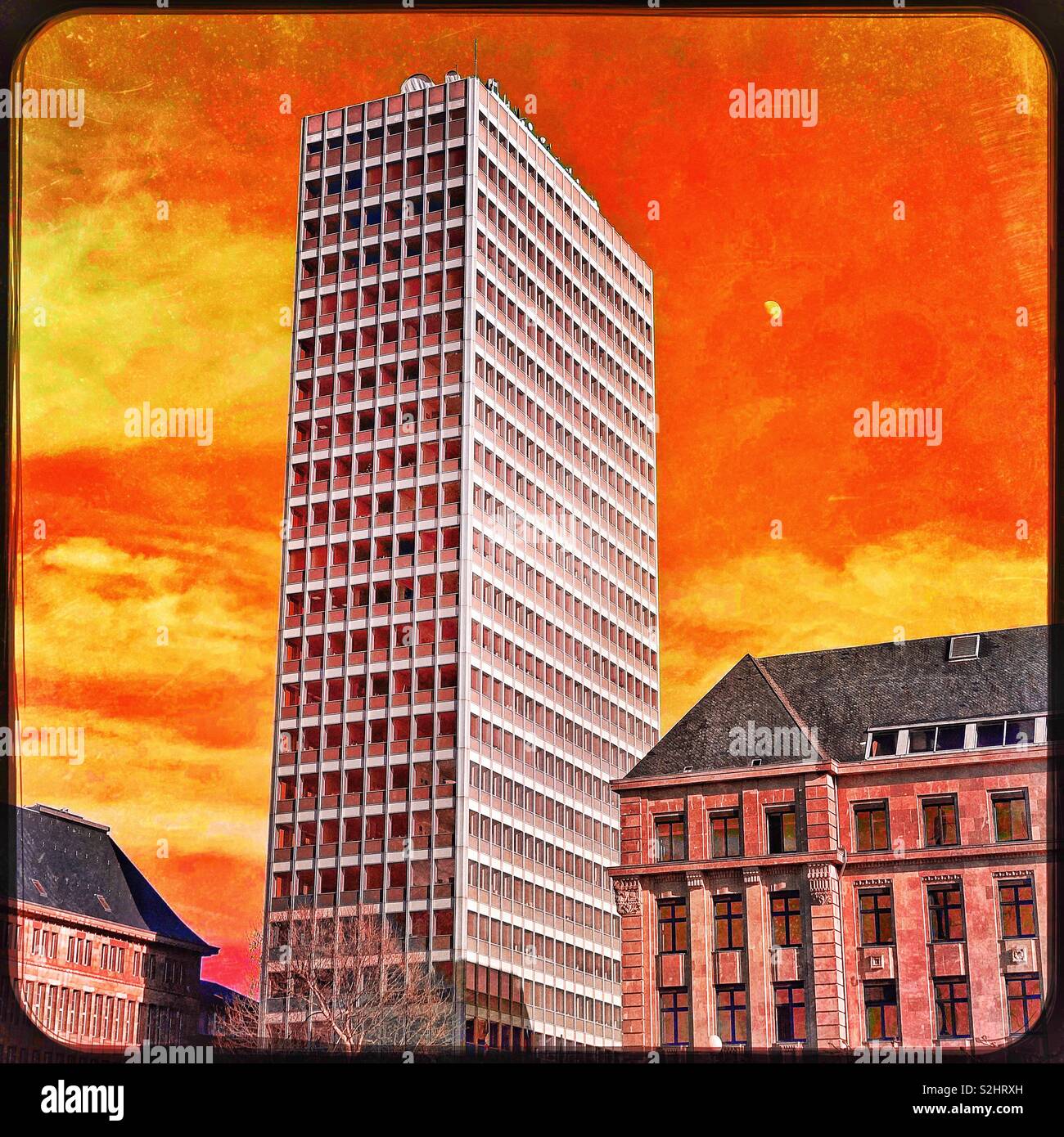 Mannesmann skyscraper hi-res stock photography and images - Alamy