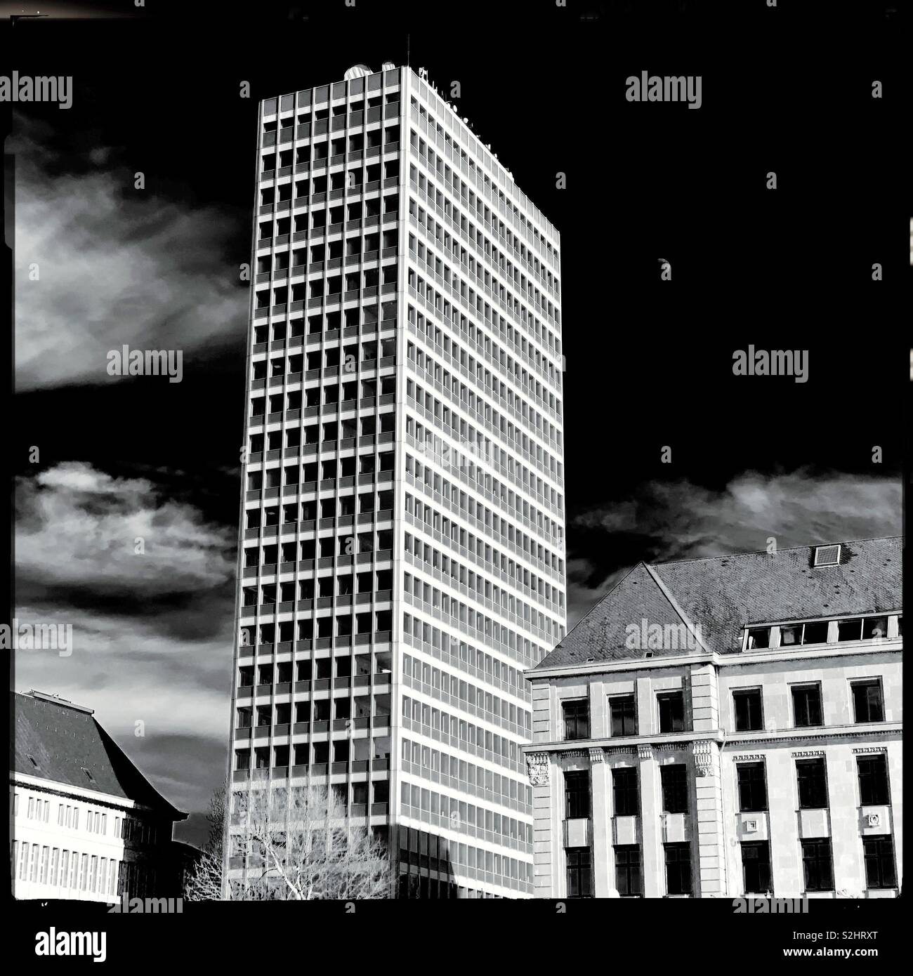 Mannesmann skyscraper hi-res stock photography and images - Alamy