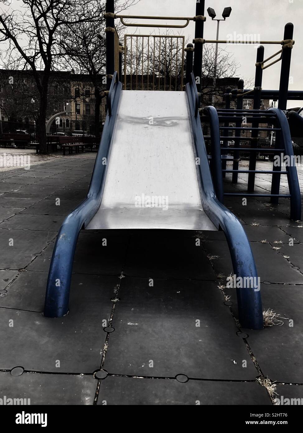 Playground slide hi-res stock photography and images - Alamy